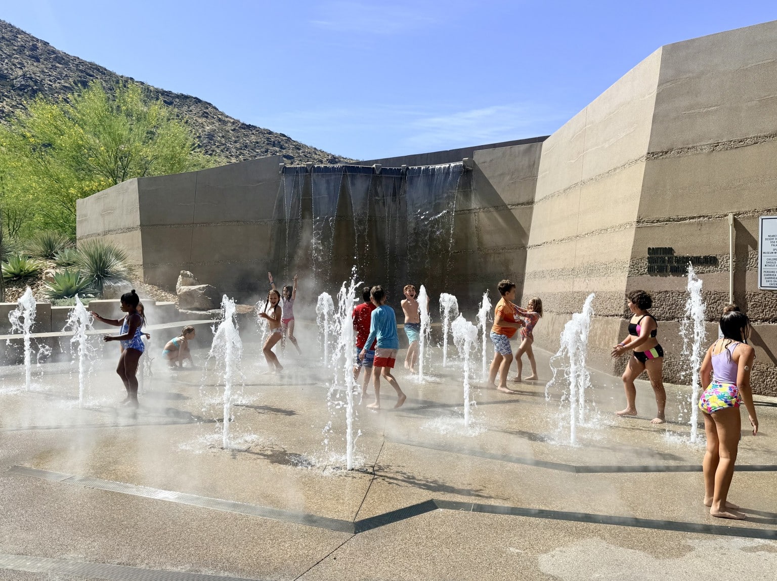 Palm Springs reopens Downtown Park splash pad after years-long ...